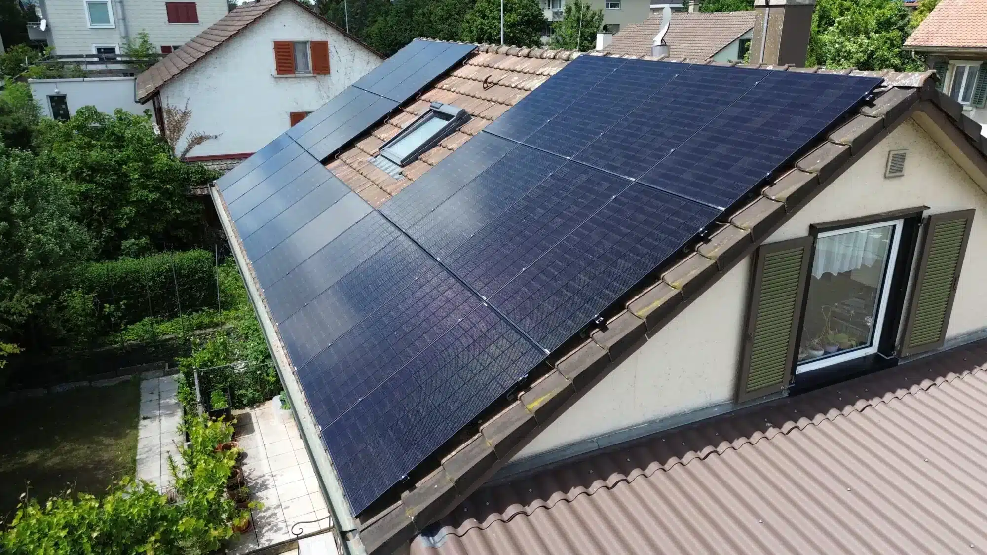 Solaranlage Einfamilienhaus Oberweningen - Go Smart Solar